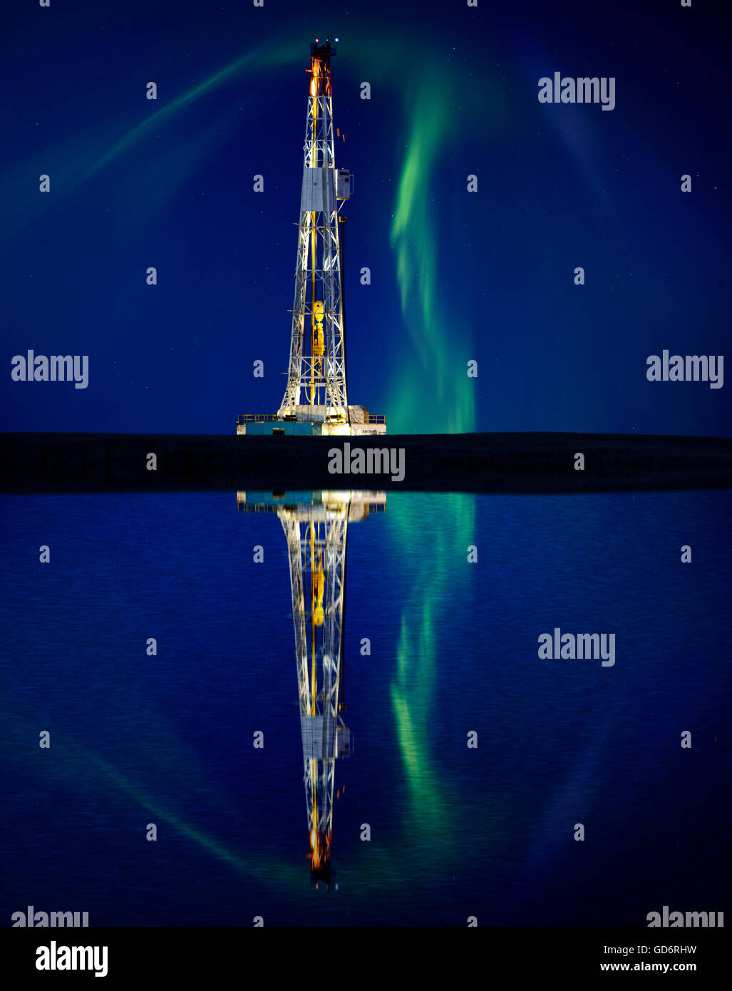 Lake oil platform hi-res stock photography and images - Alamy