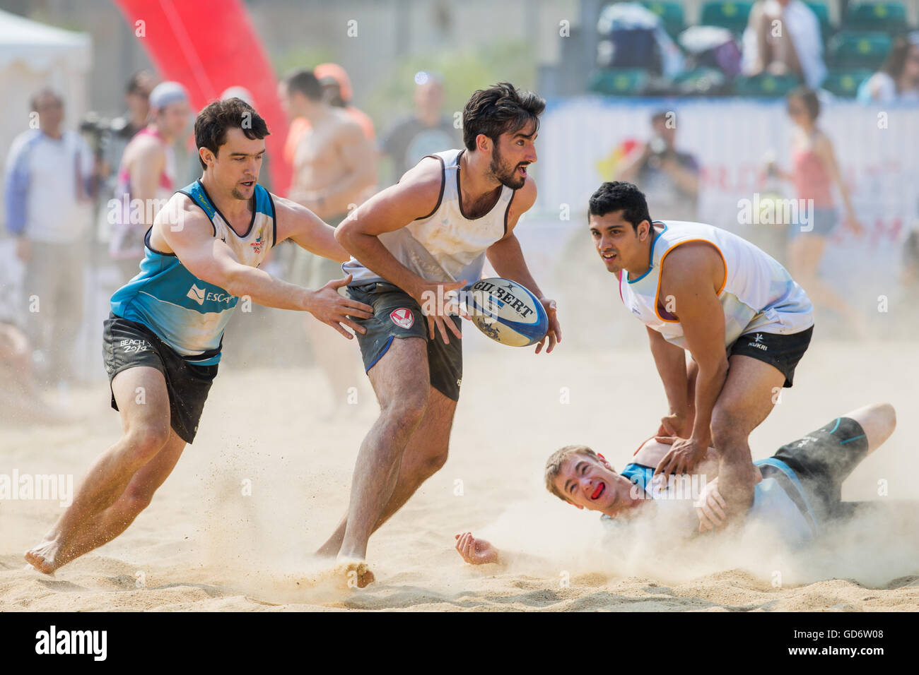 Beach rugby woman hi-res stock photography and images - Alamy