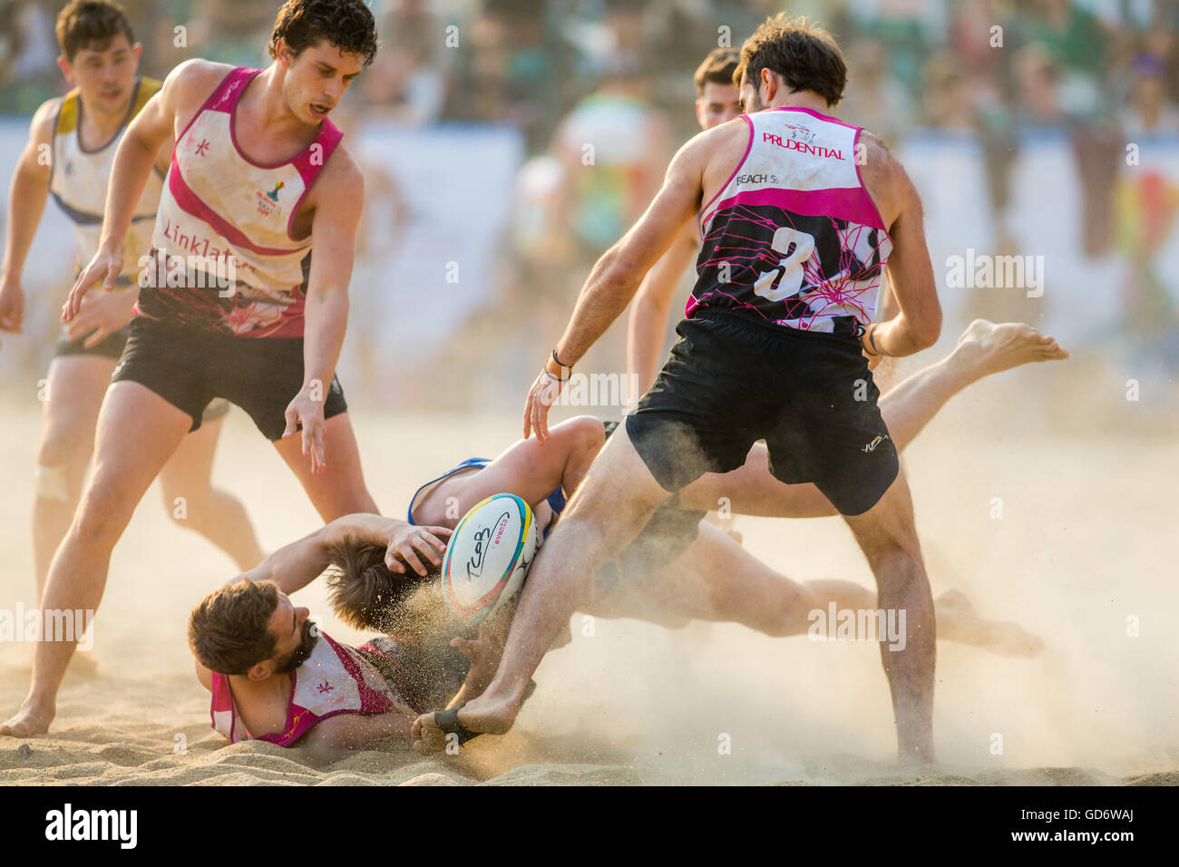 Sports audience hi-res stock photography and images - Alamy