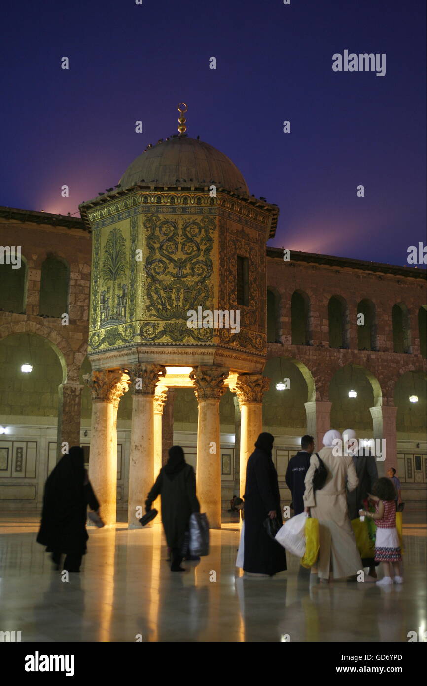 the Umayyad Mosque in the city of Damaskus in Syria in the middle east ...