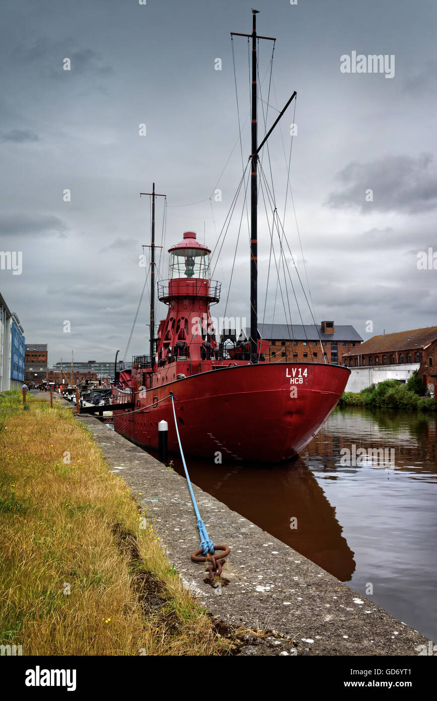 Gloucester sharpness ship canal hi-res stock photography and images - Alamy