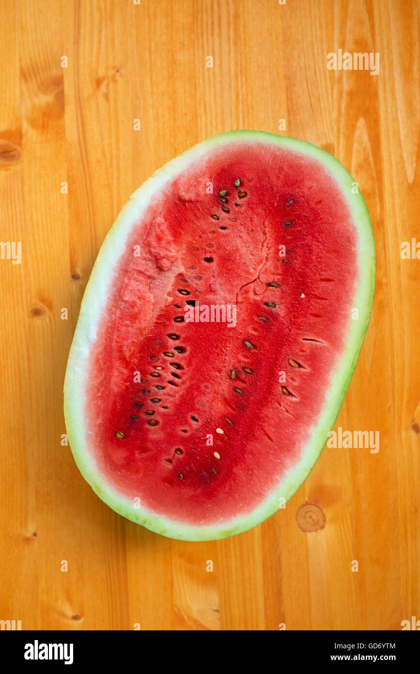 Cross section fruit hi-res stock photography and images - Alamy