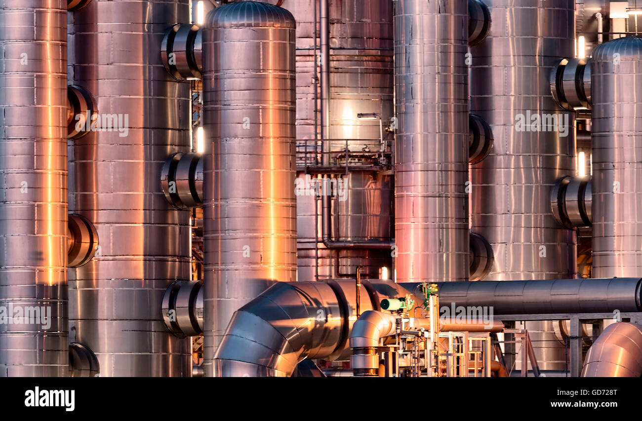 Industrial chemical plant hi-res stock photography and images - Alamy