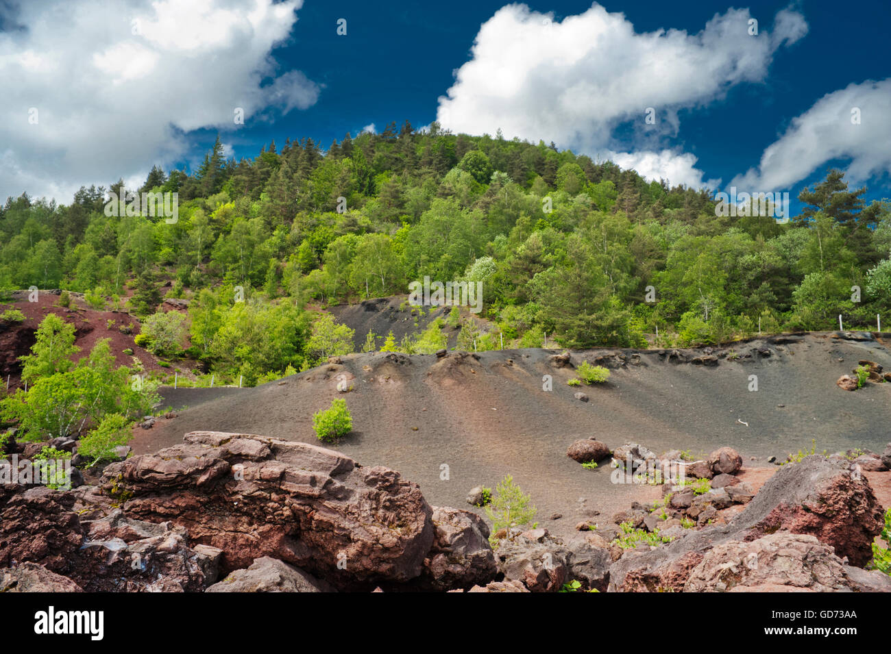 Lava vesicles hi-res stock photography and images - Alamy
