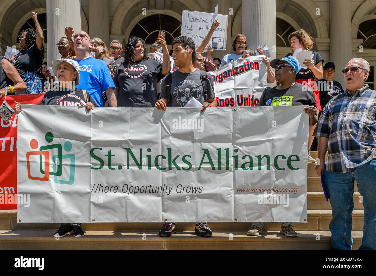 Community groups brooklyn hi-res stock photography and images - Alamy