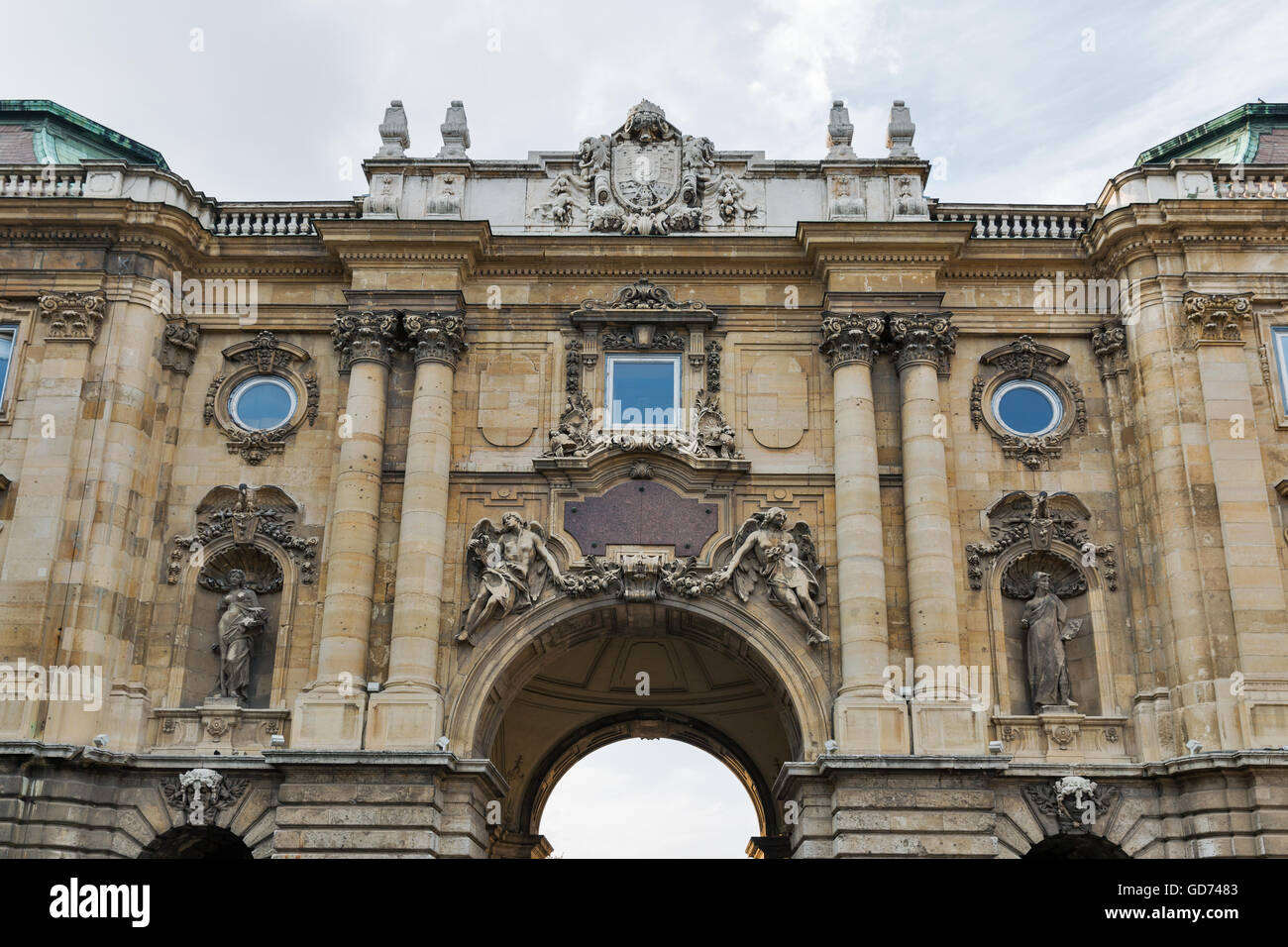 Courtyard gate hi-res stock photography and images - Alamy