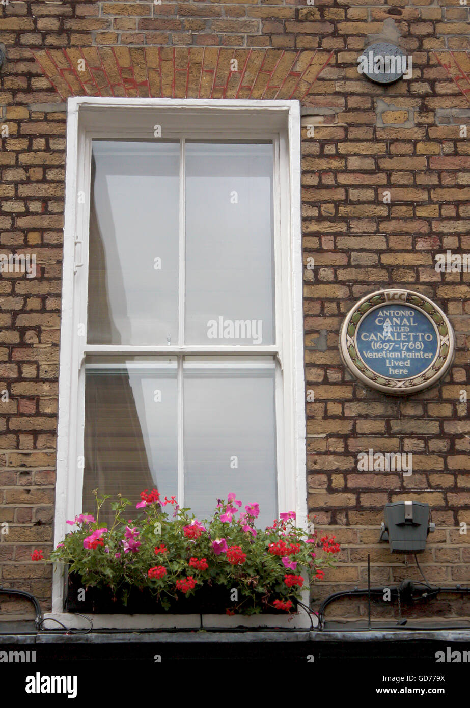 Old london street texture hi-res stock photography and images - Alamy