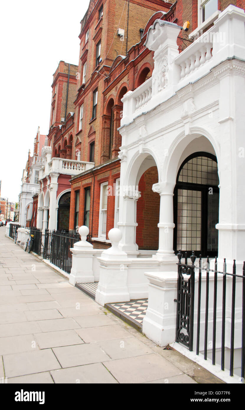 Victorian london street scene hi-res stock photography and images - Alamy