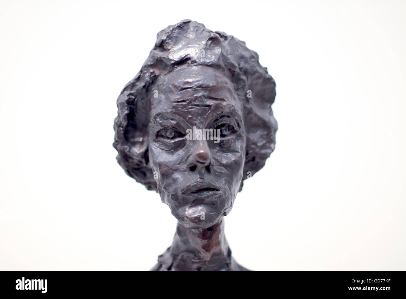 Metal sculpture face hi-res stock photography and images - Alamy