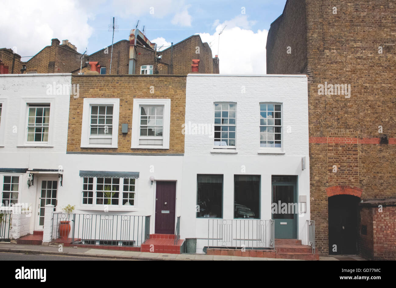 English architecture facade hi-res stock photography and images - Alamy