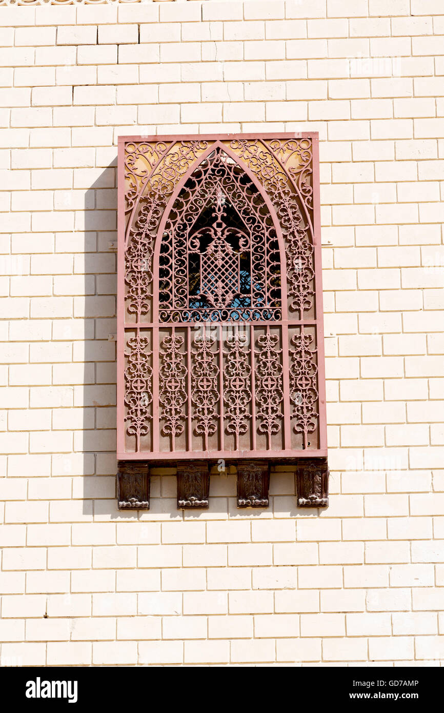 in oman the old ornate window for the mosque Stock Photo - Alamy