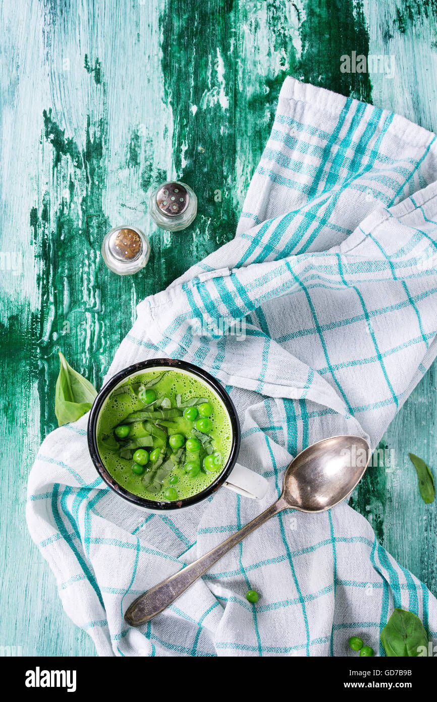Pea cream soup Stock Photo - Alamy