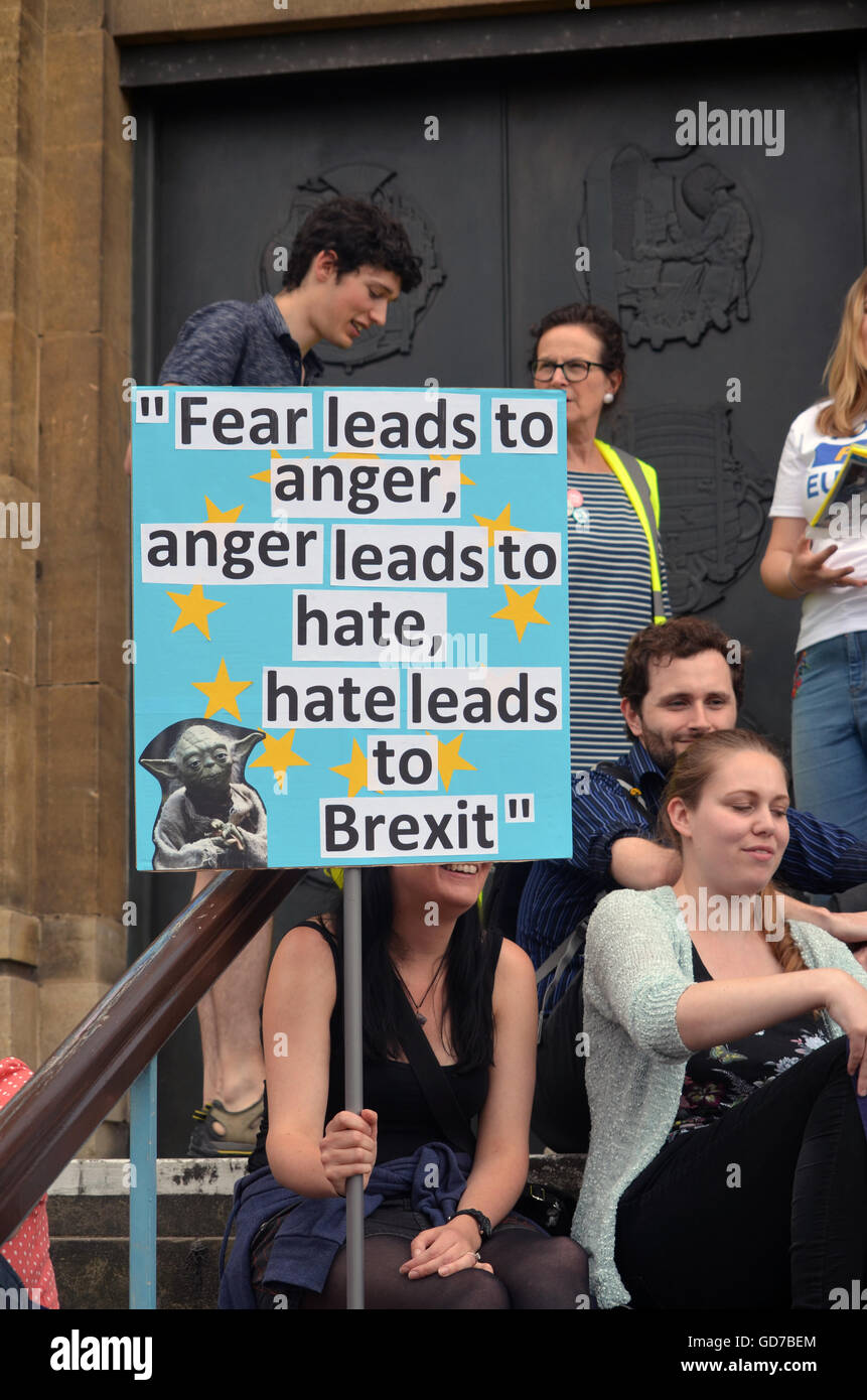Article 50 brexit voted leave hi-res stock photography and images - Alamy