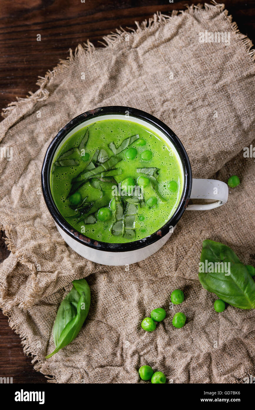 Pea cream soup Stock Photo - Alamy