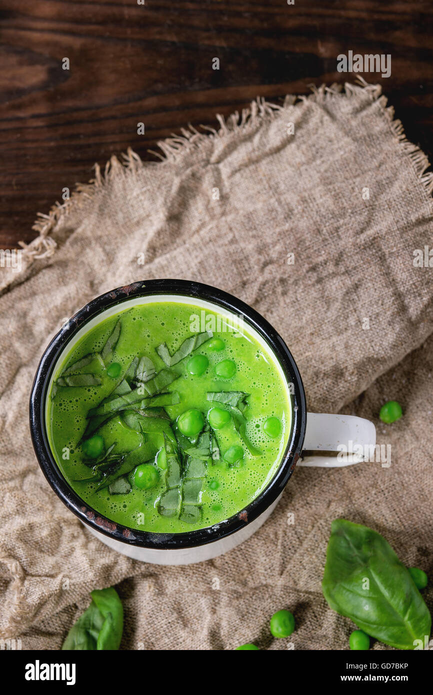 Pea cream soup Stock Photo - Alamy