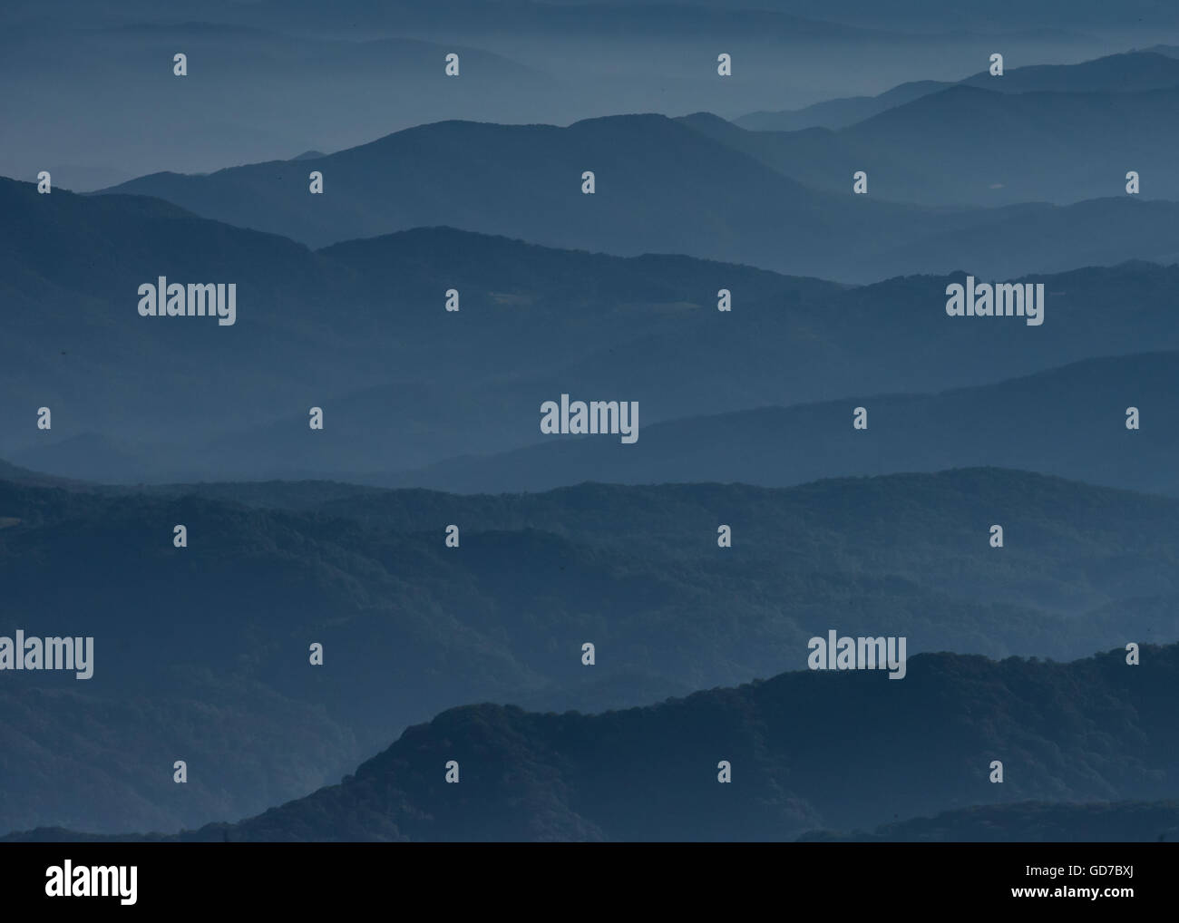 Layers of mountains hi-res stock photography and images - Alamy