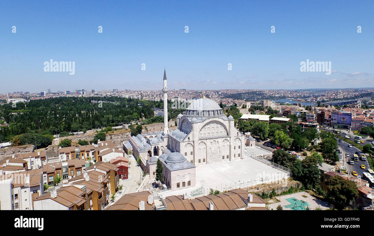 Aerial view of Istanbul and mosques Stock Photo - Alamy