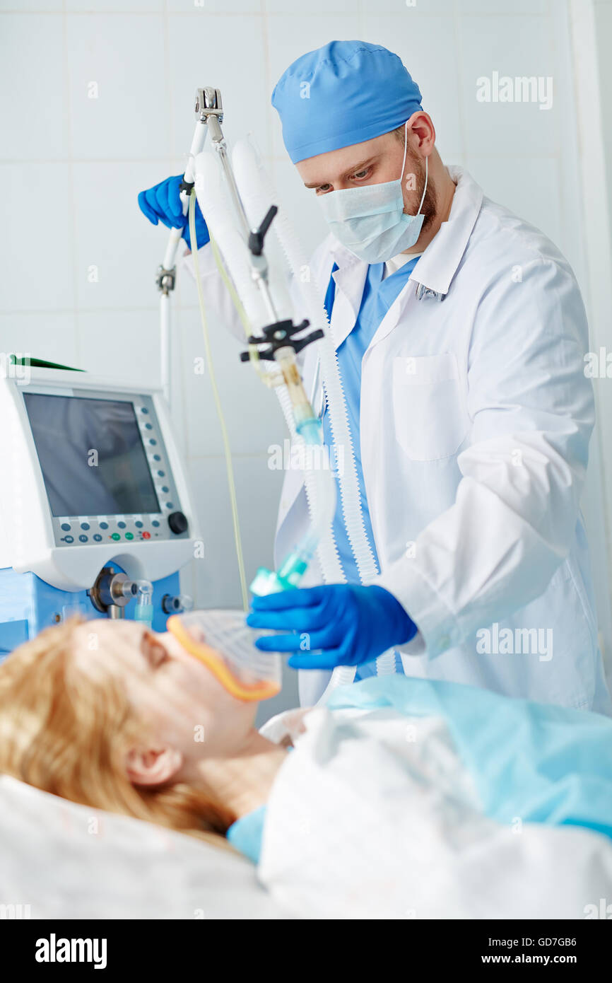 Operation anesthetic mask hi-res stock photography and images - Alamy