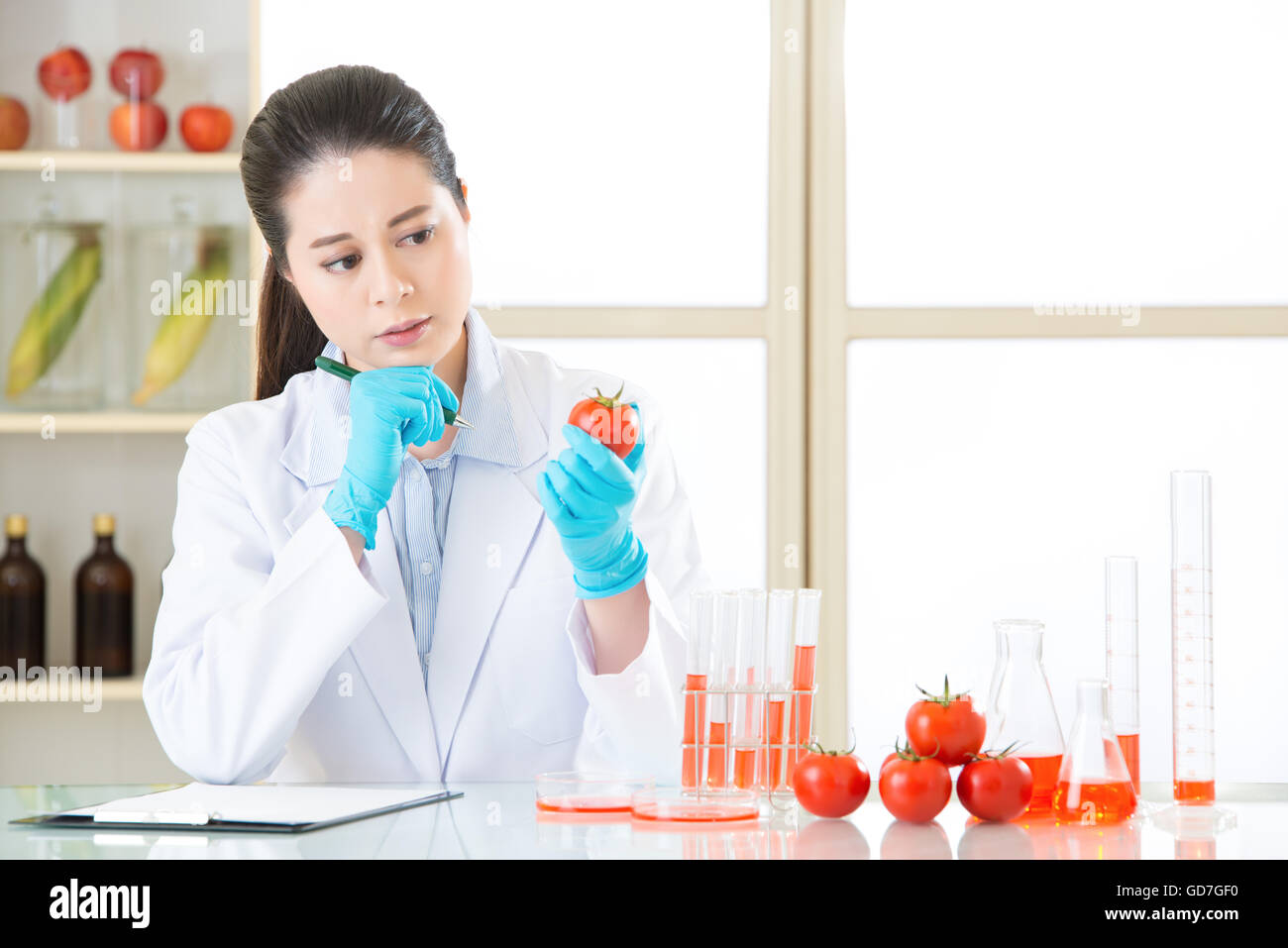 Female asian data scientist hi-res stock photography and images - Alamy