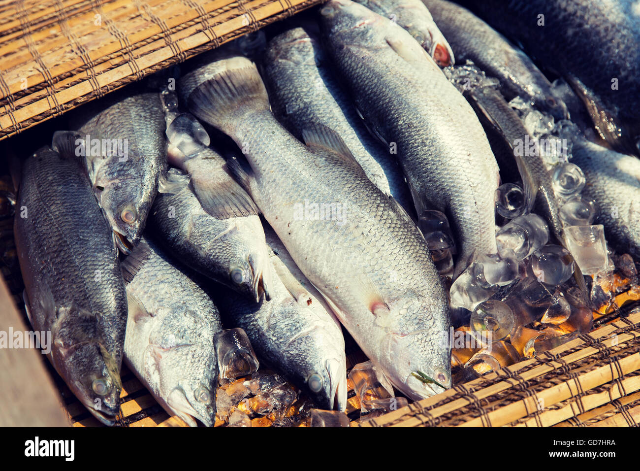 Asian street market hi-res stock photography and images - Alamy