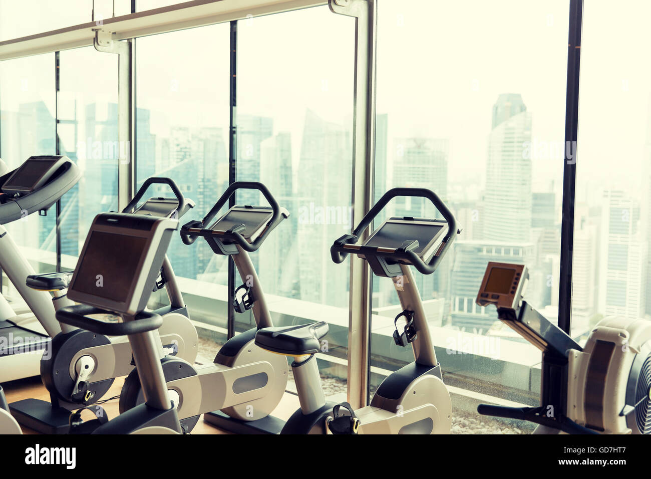 Exercise room machines hi-res stock photography and images - Alamy