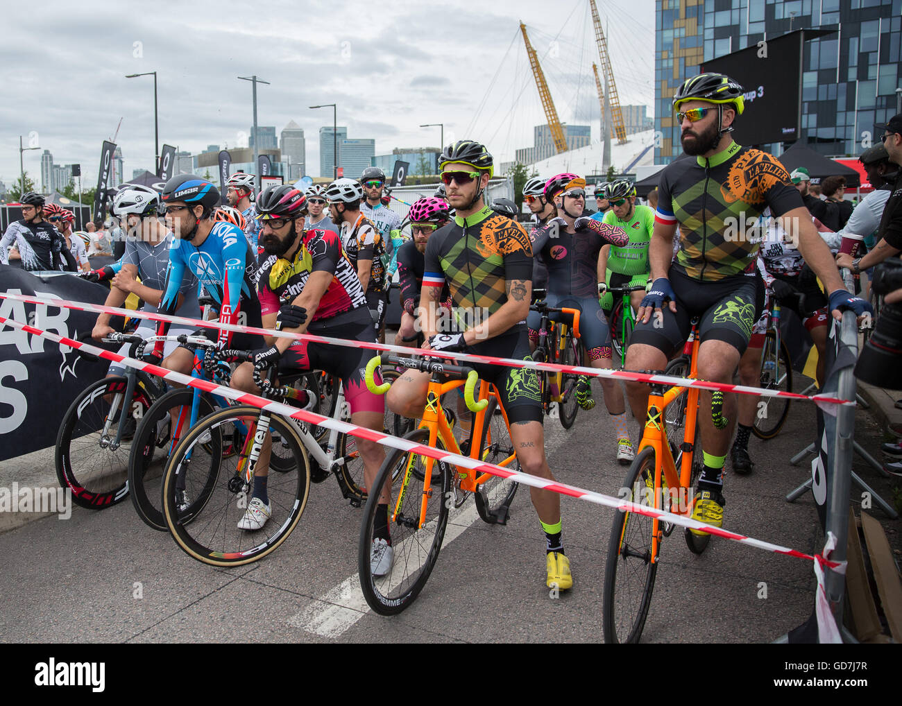 Red hook criterium cycle race hi-res stock photography and images - Alamy
