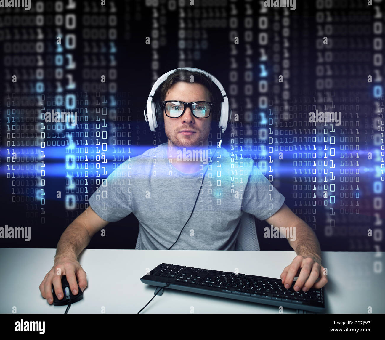 Man computer hacker binary hi-res stock photography and images - Alamy