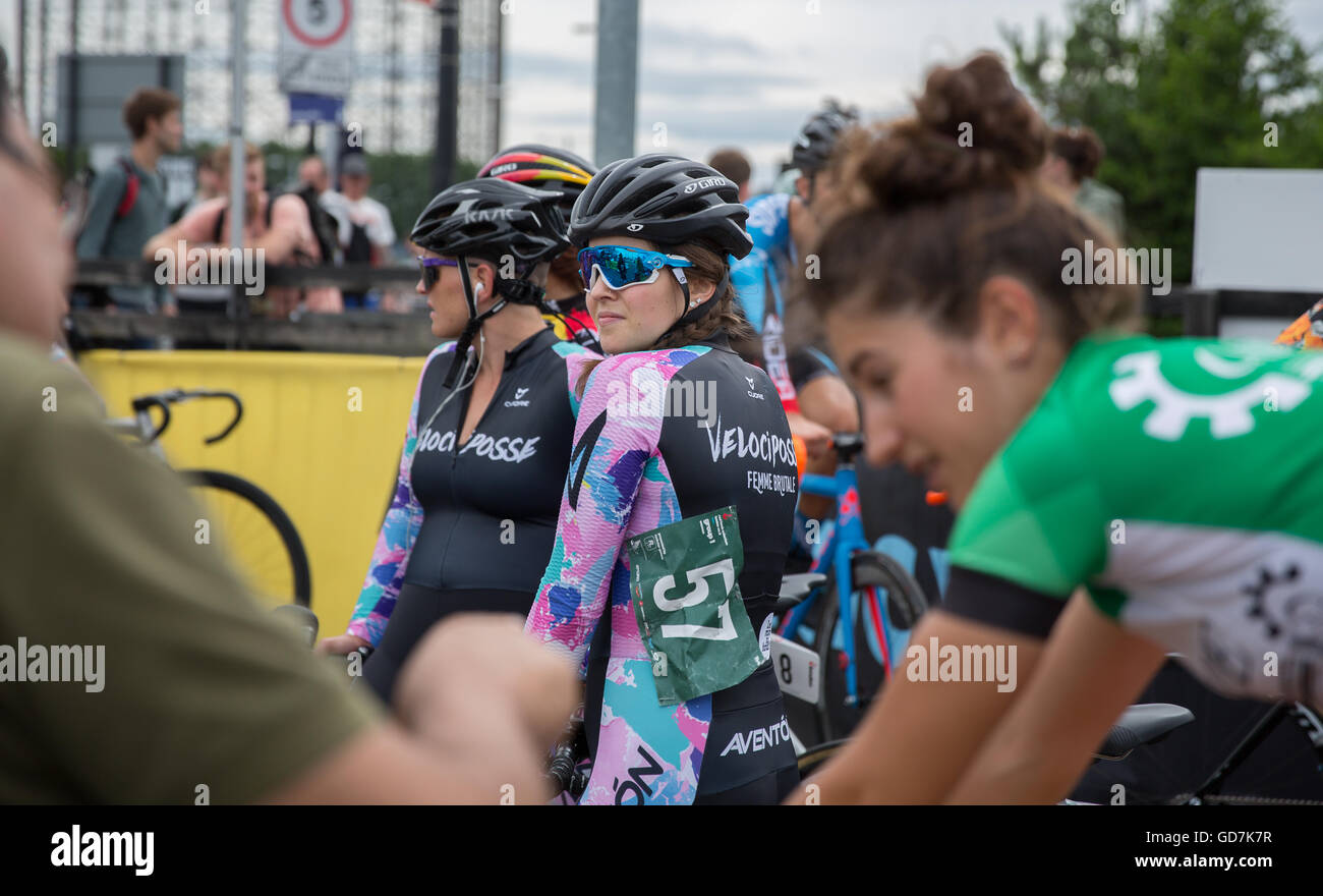Red Hook Crit London 2016 Cycling Criterium Fixed Gear Bike Single ...
