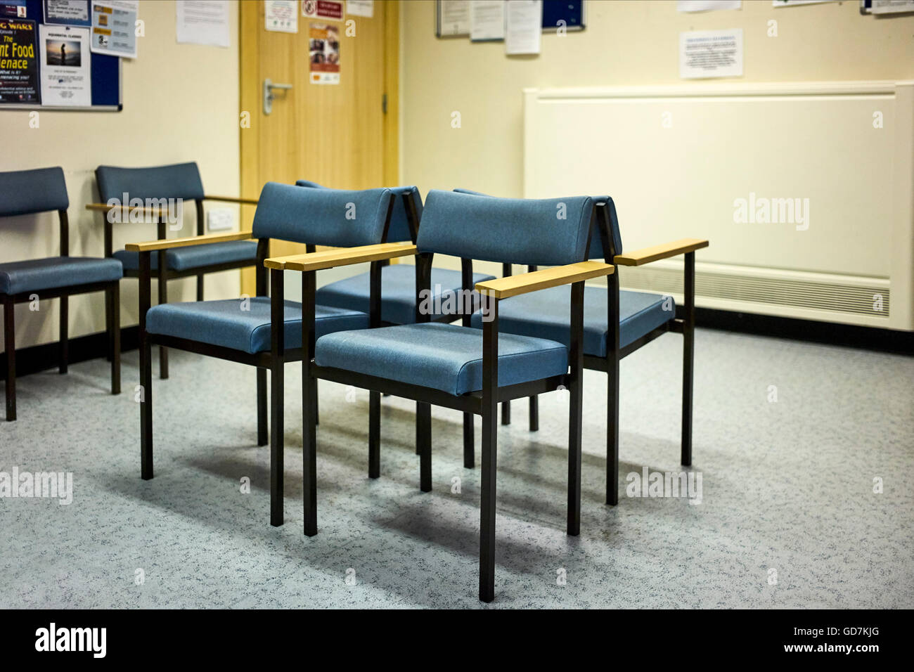 Doctors surgery waiting room hi-res stock photography and images - Alamy
