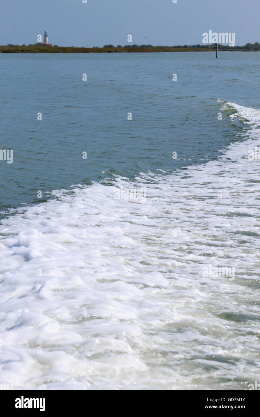 Drops of water from a wake speed boat Stock Photo - Alamy