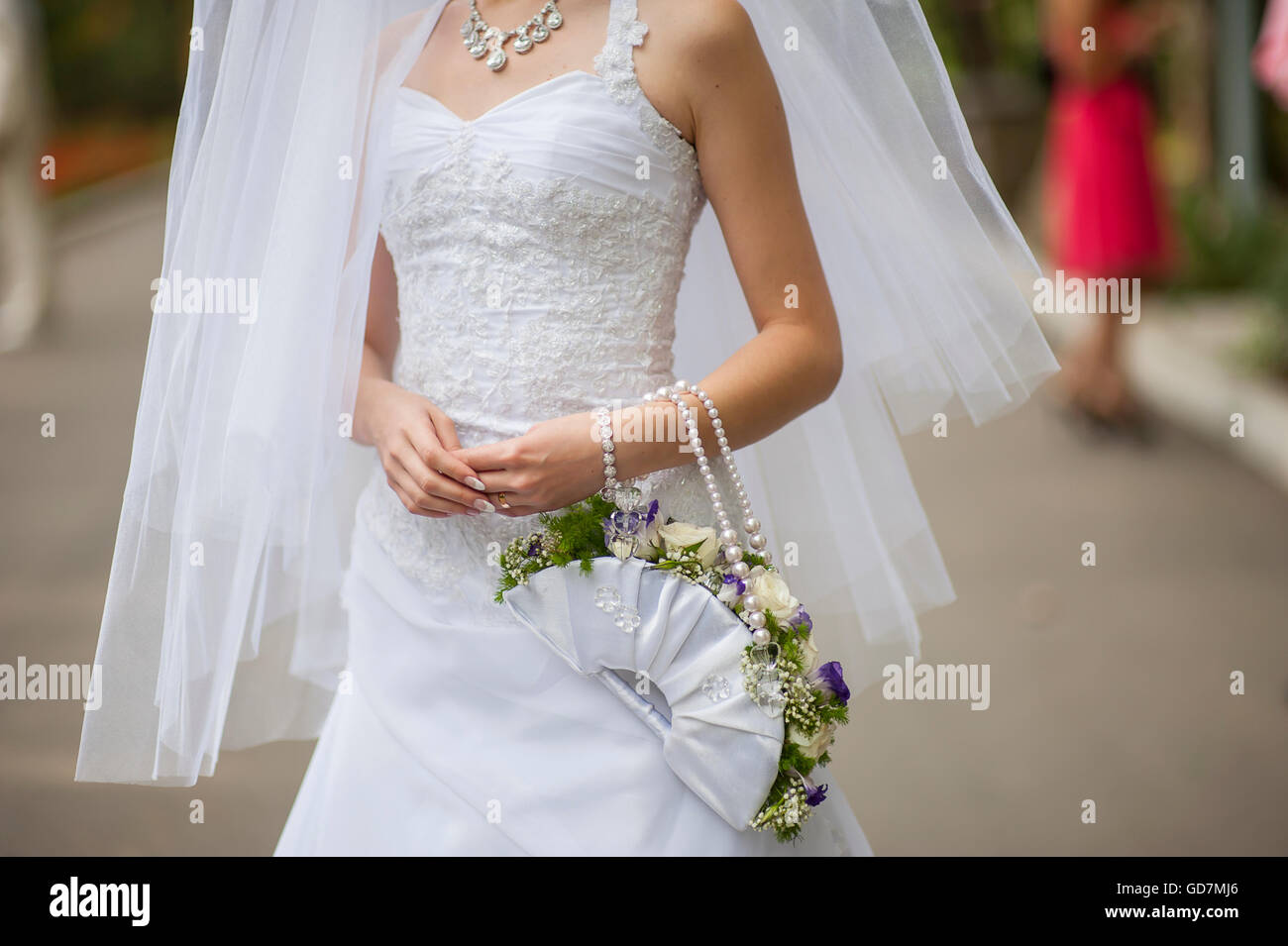 Modern floral bouquet hi-res stock photography and images - Alamy