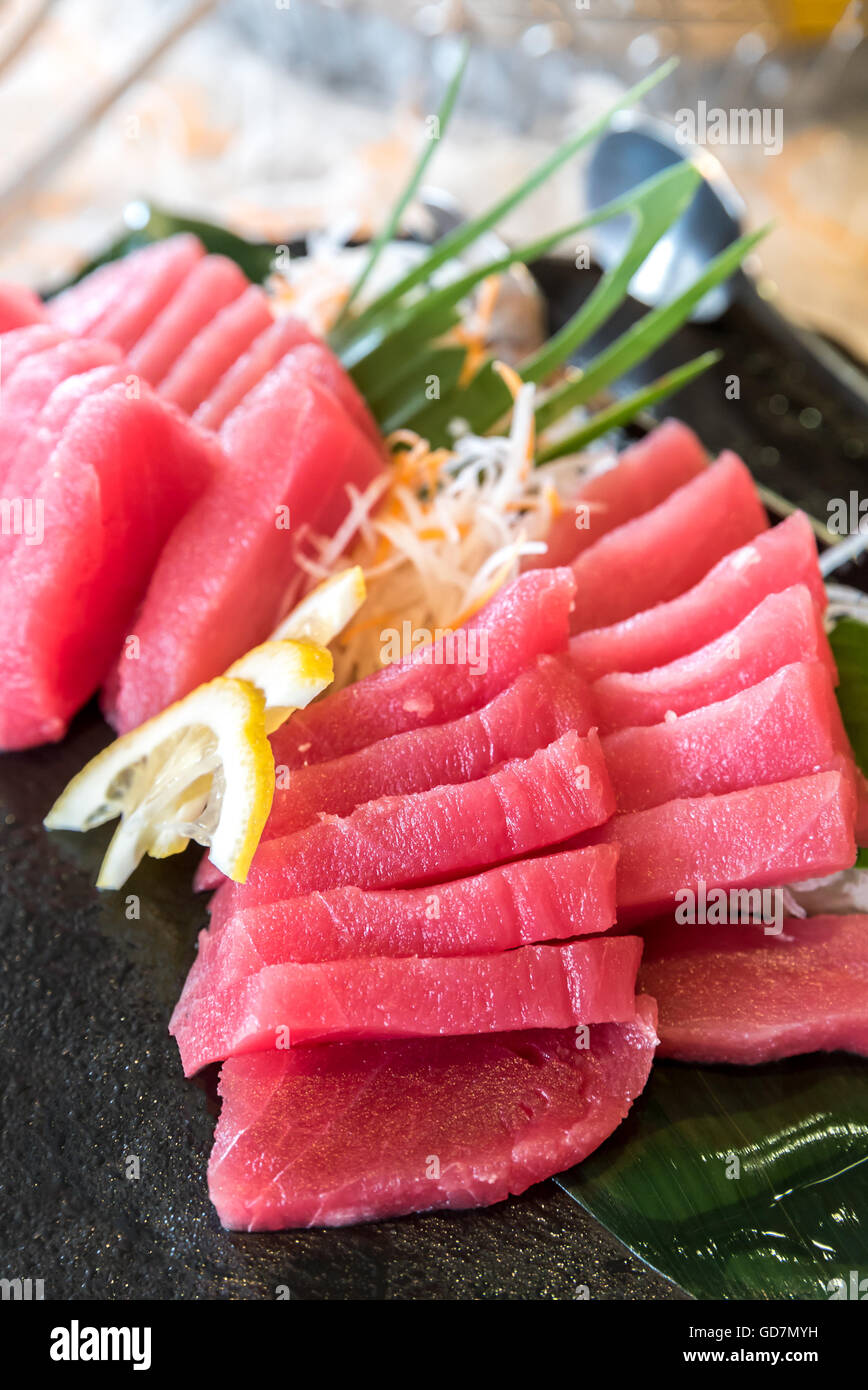 Fin plate hi-res stock photography and images - Alamy