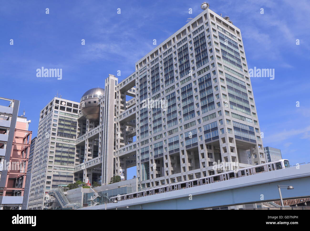 Fuji television contemporary building in Tokyo Japan Stock Photo - Alamy