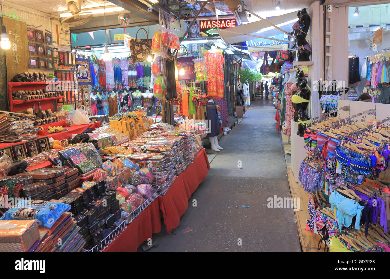 Asian weekend market hi-res stock photography and images - Alamy