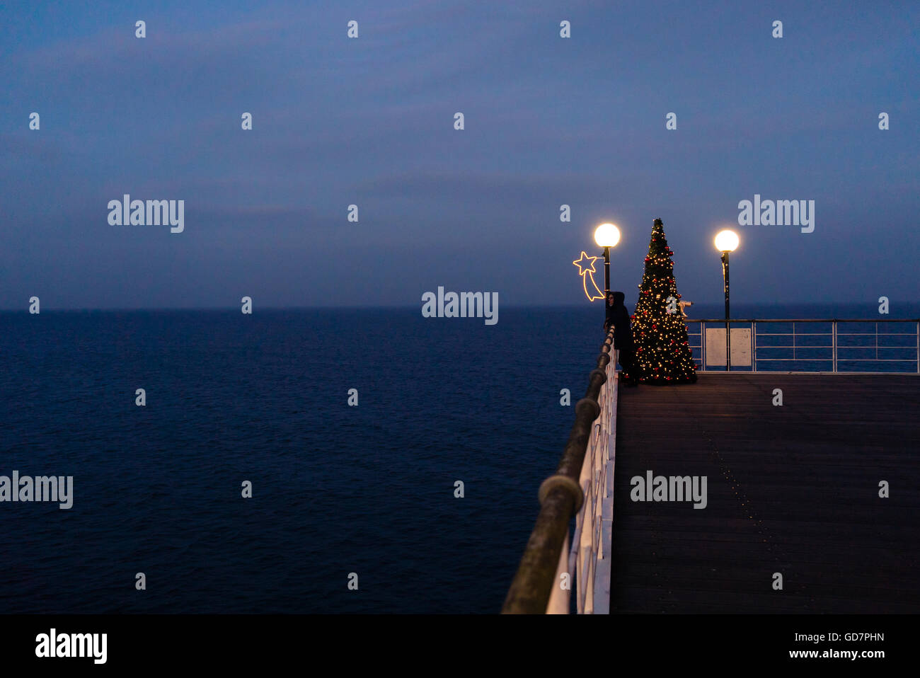 Christmas scenery hi-res stock photography and images - Alamy