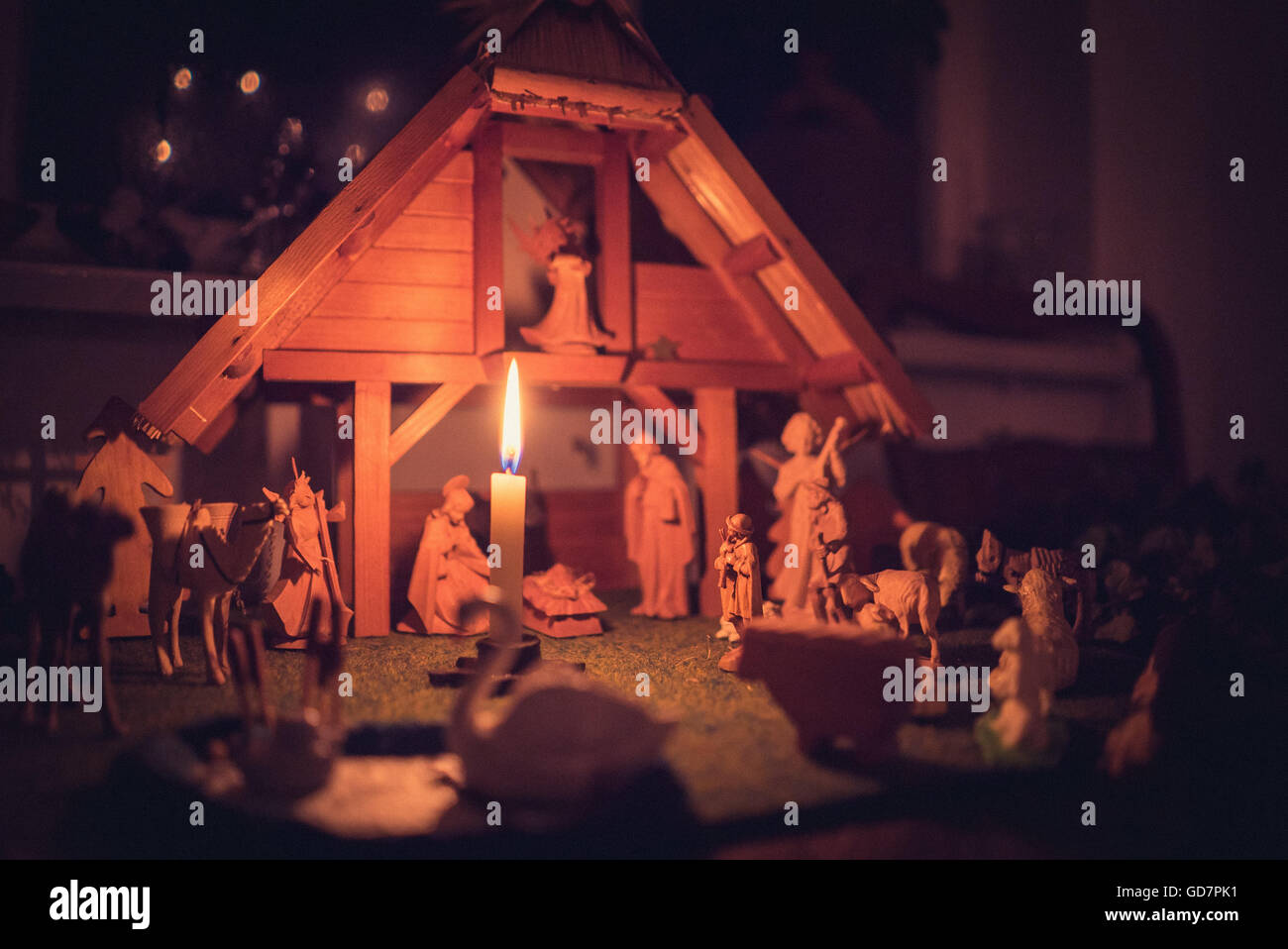 Manger scene hi-res stock photography and images - Alamy