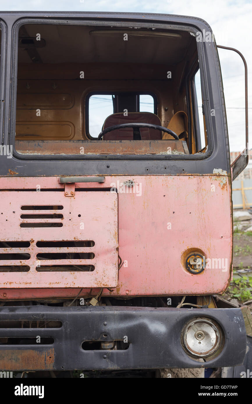 Broken car without glasses Stock Photo - Alamy