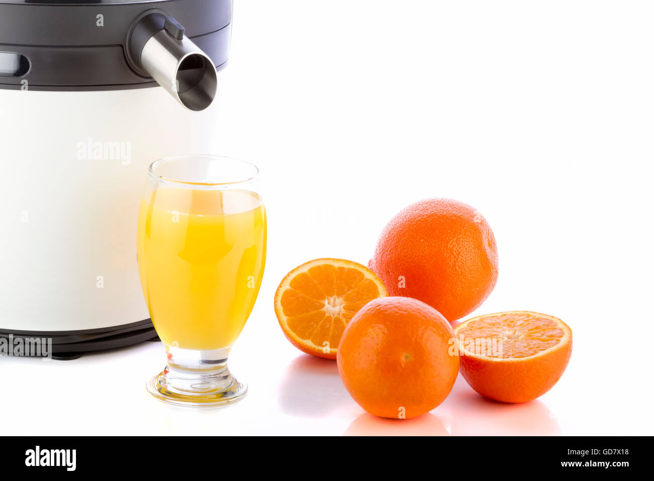 orange juice- making orange juice Stock Photo - Alamy
