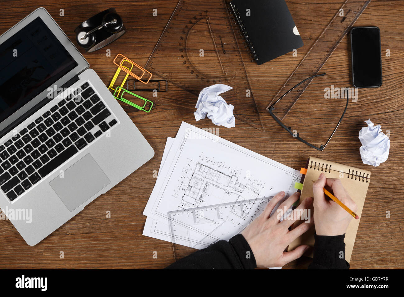 Business desk features Stock Photo - Alamy