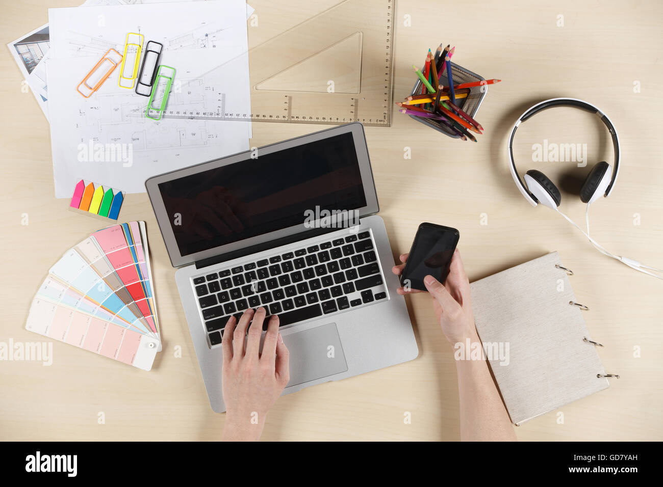 Business desk features Stock Photo - Alamy