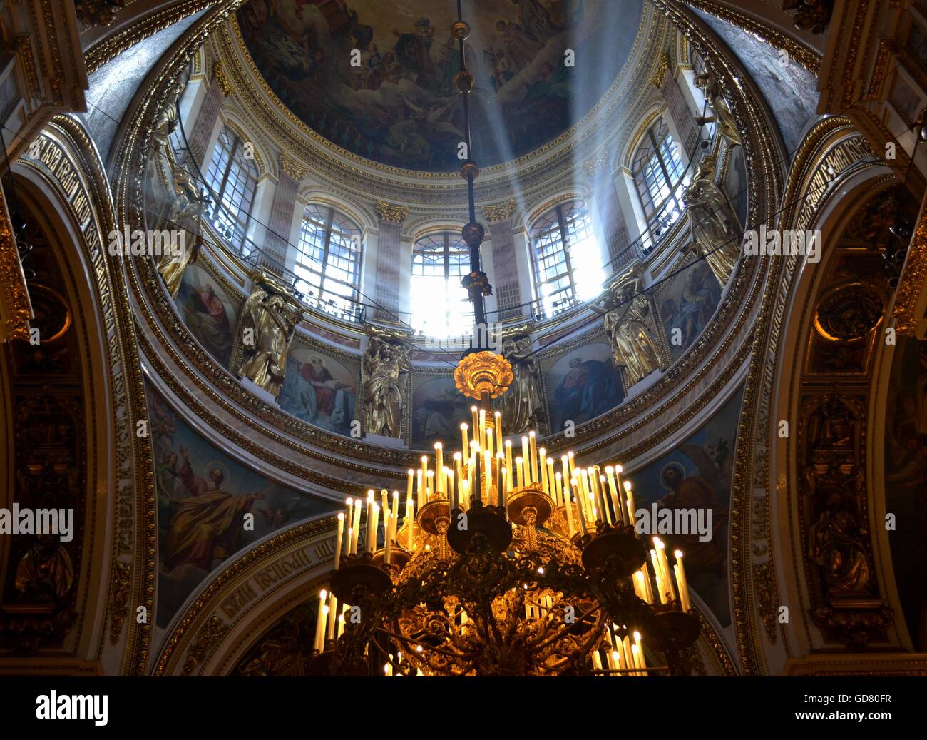 St. Isaac's Cathedral, Saint-Petersburg Stock Photo - Alamy