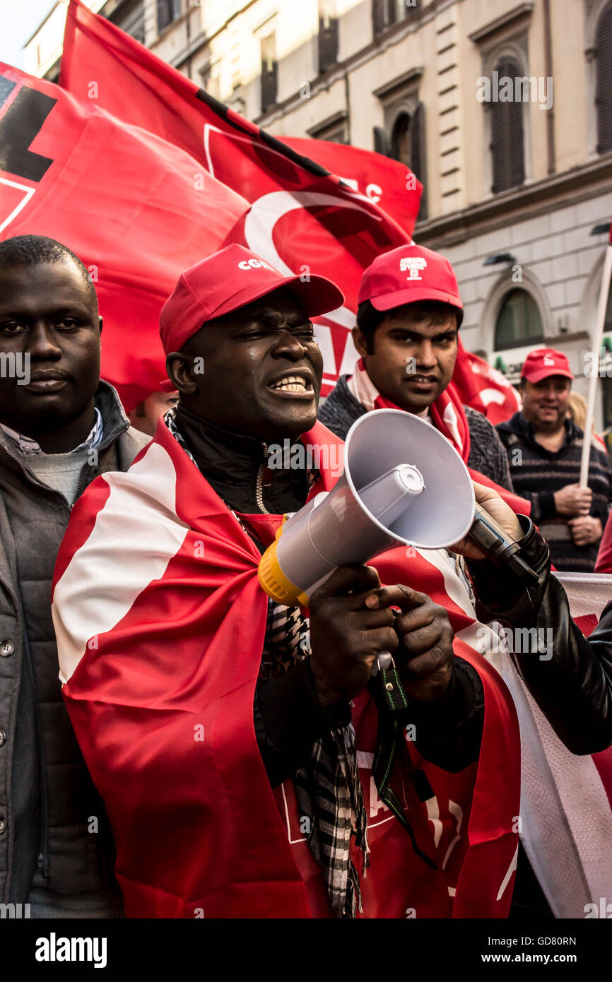 Rights of immigrants hi-res stock photography and images - Alamy