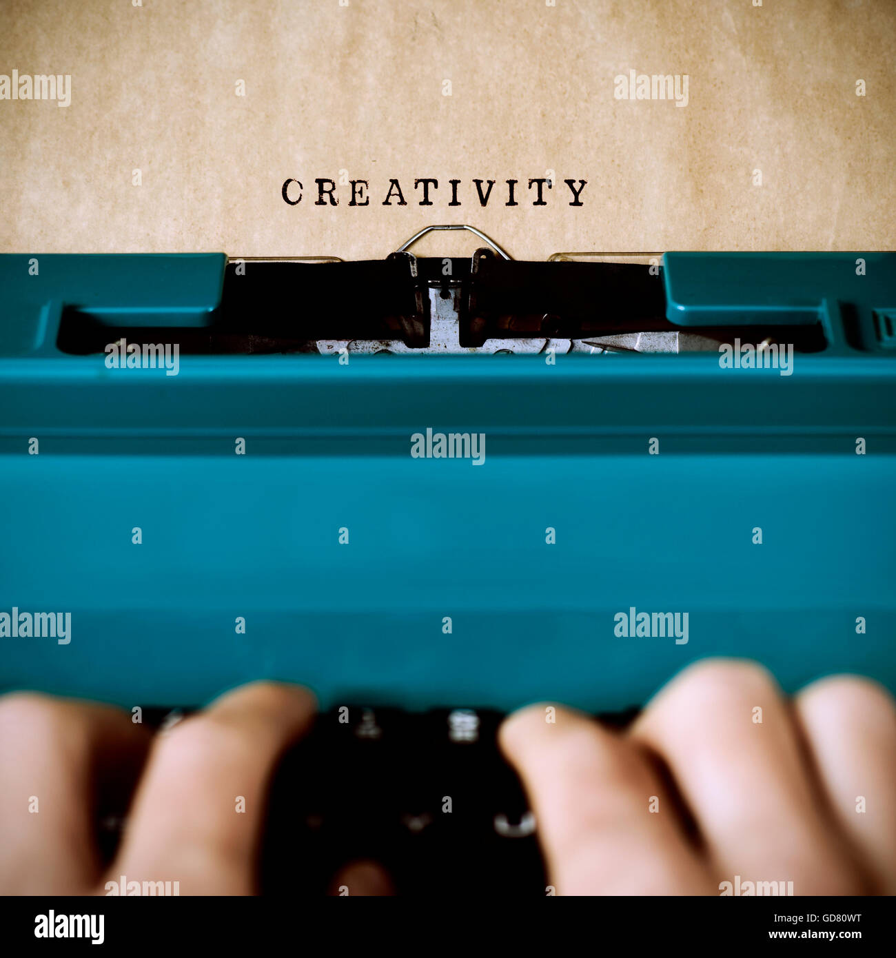 Man writing in vintage typewriter hi-res stock photography and images ...