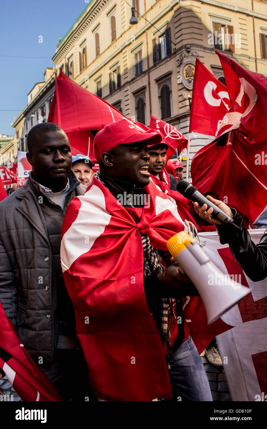 Rights of immigrants hi-res stock photography and images - Alamy