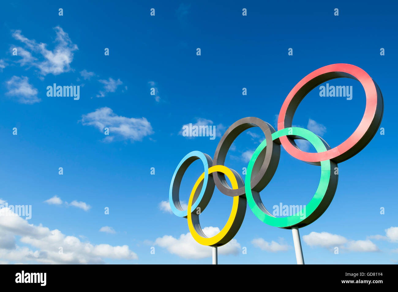 Olympic rings sky hi-res stock photography and images - Alamy
