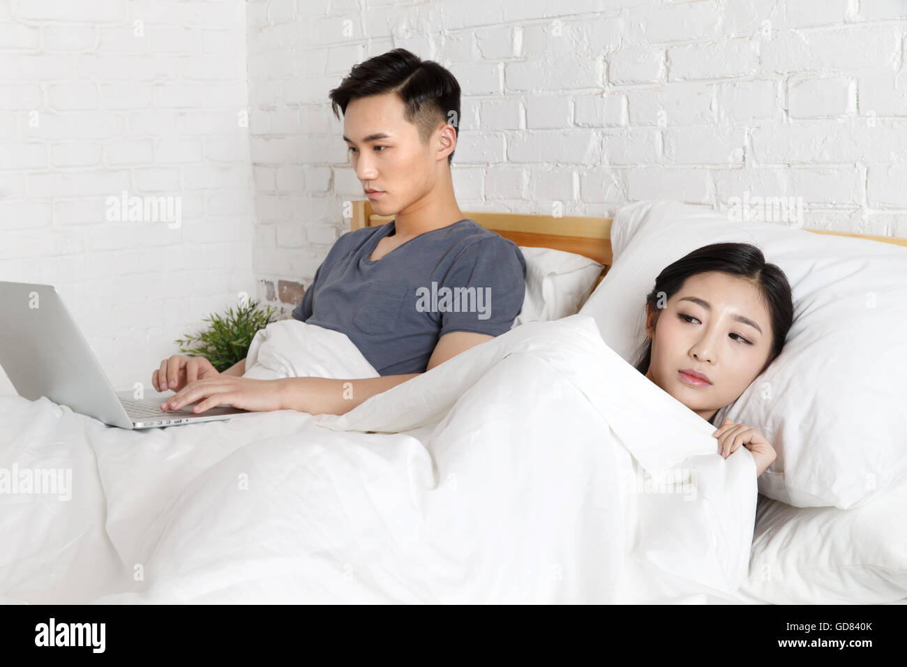 Relationship tension young couple Stock Photo - Alamy