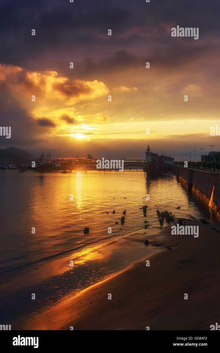 Spain getxo beach hi-res stock photography and images - Alamy