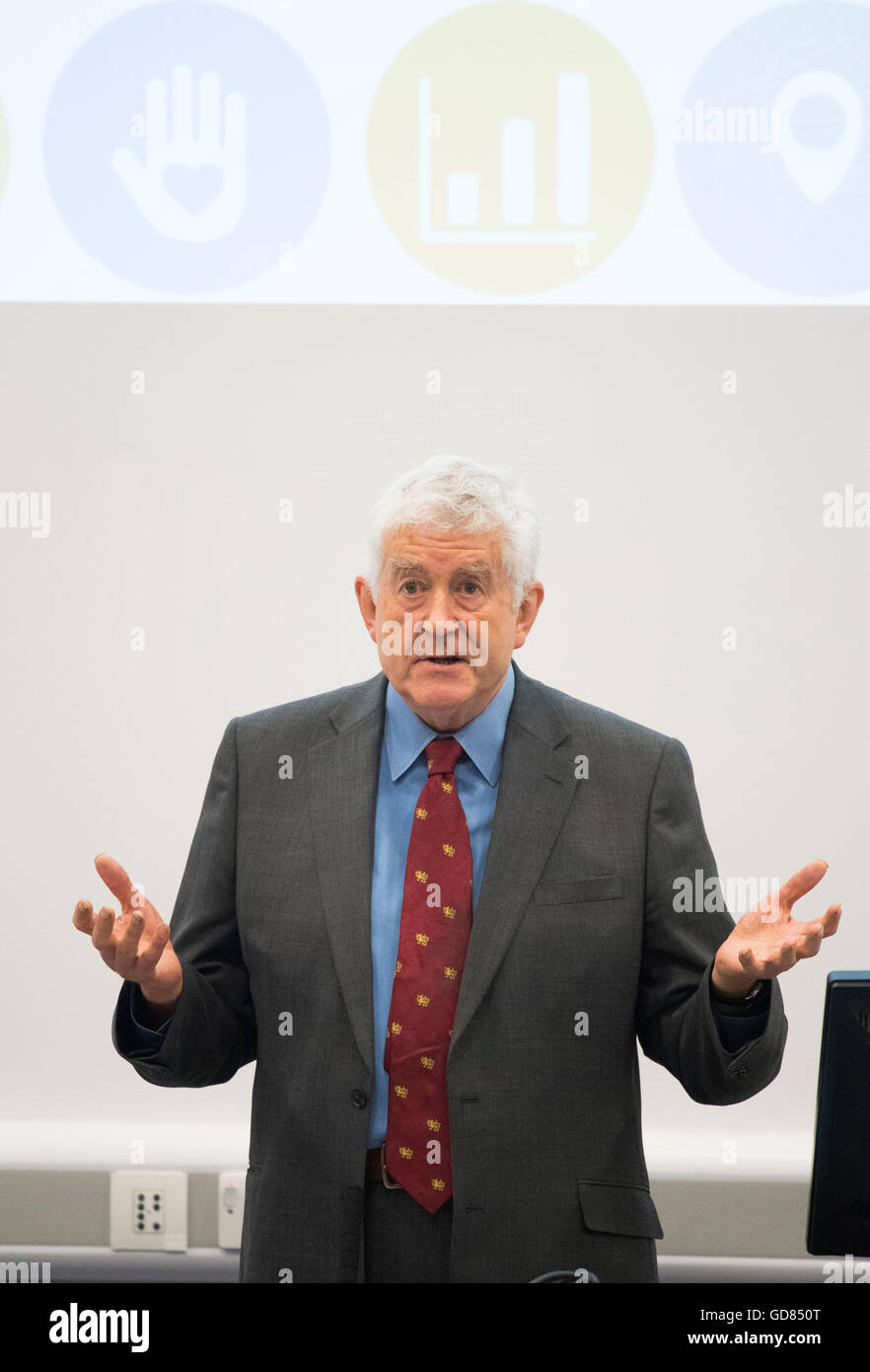 Rhodri Morgan, former Labour First Minister of Wales Stock Photo - Alamy
