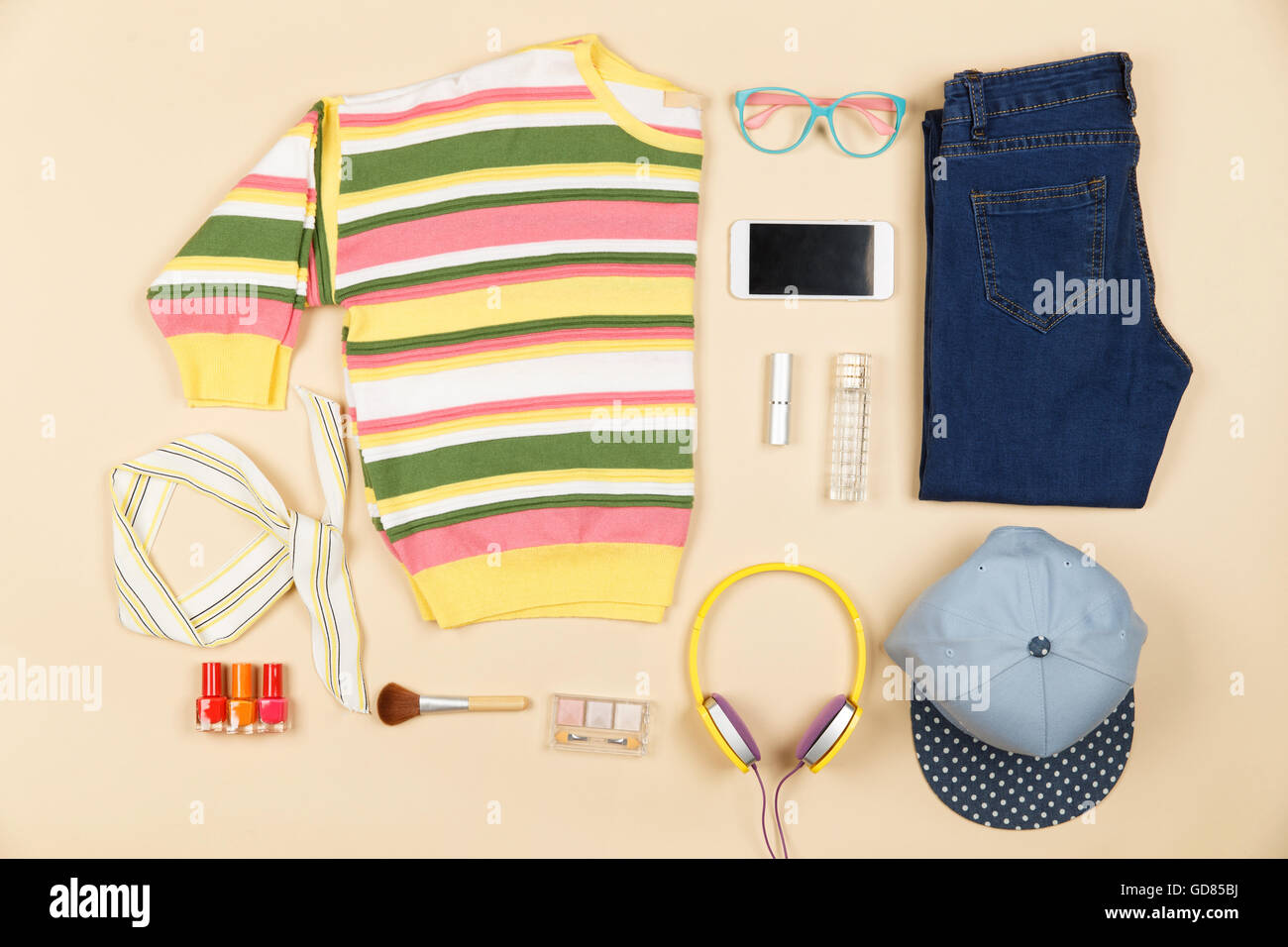 Women personal belongings Stock Photo - Alamy