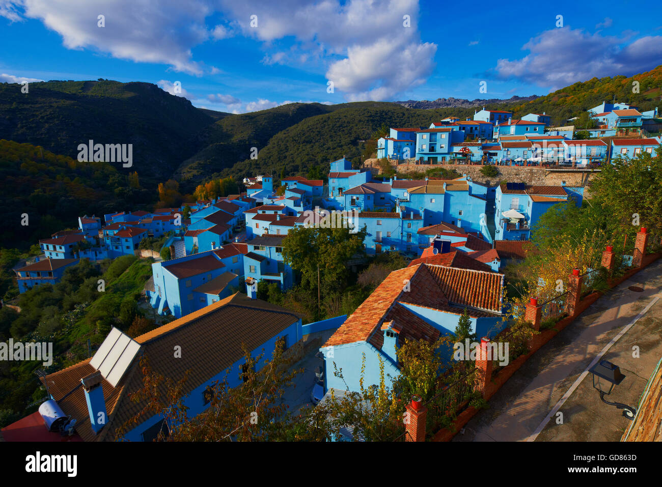 Juzcar, Genal Valley, Genal river valley, Serranía de Ronda. Smurfs ...